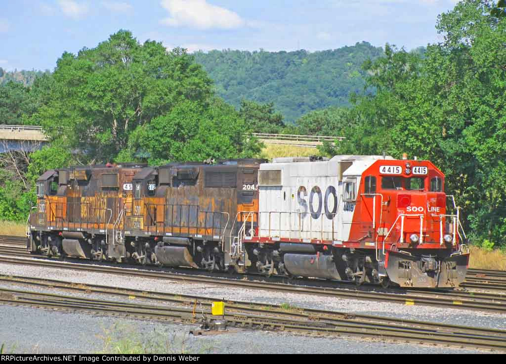 SOO 4415, CP's Tomah Sub.